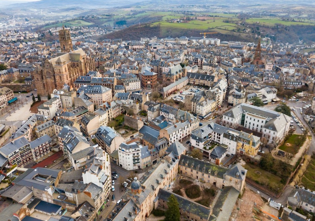Rodez, l'Auvergne, ses volcans, ses parcs et Pierre Soulages insolite
