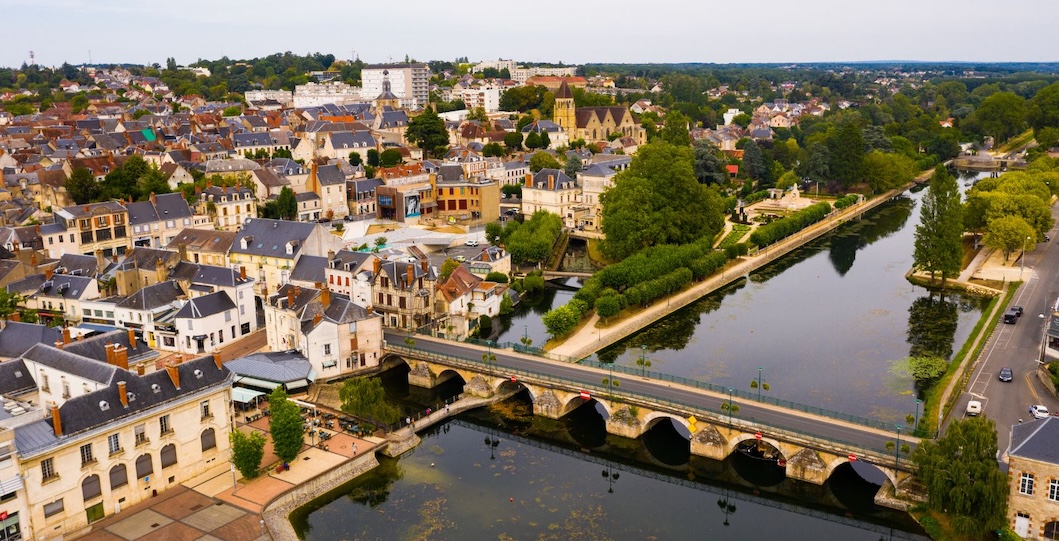 Vierzon, la ville insolite où cinq rivières se croisent au cœur du Berry